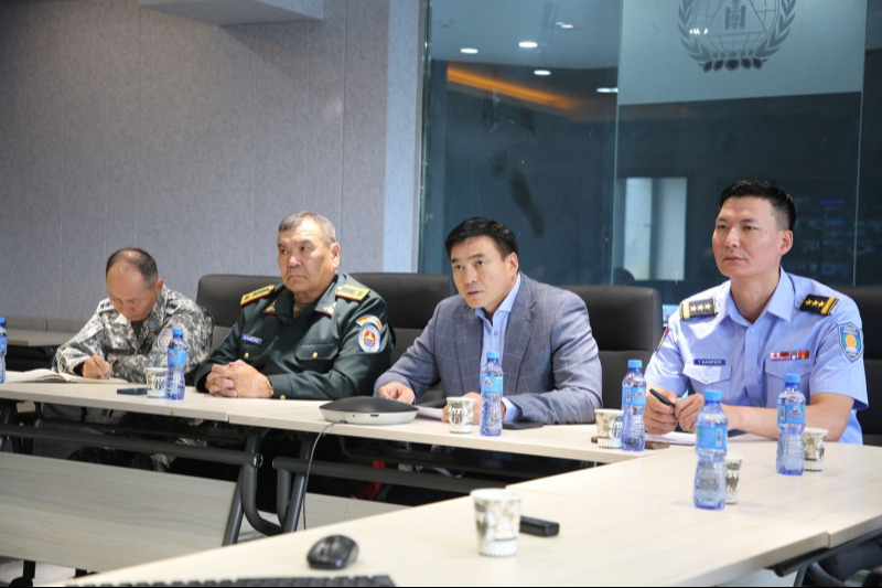 УОК Төв орон нутгийн Онцгой комиссын гишүүдэд үүрэг чиглэл өглөө